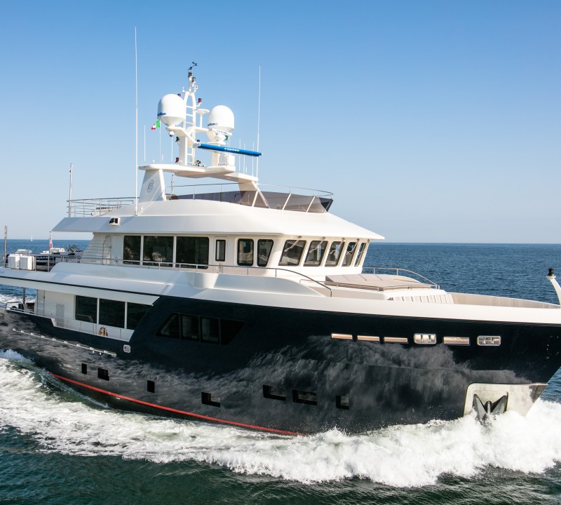 Yacht Explorer Babbo, Cantiere Delle Marche | CHARTERWORLD Luxury Superyacht Charters